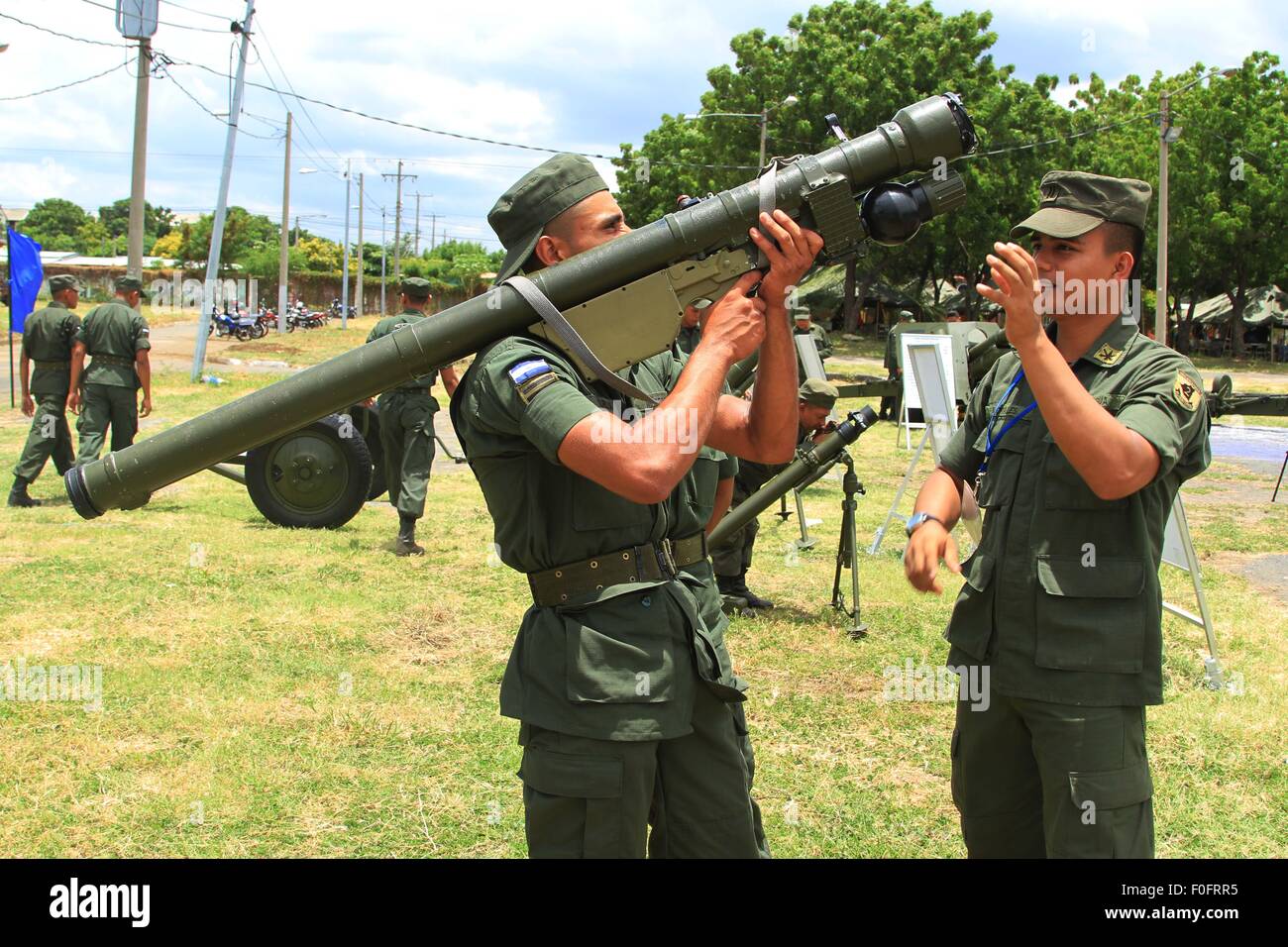 Managua, Nicaragua. 14th Aug, 2015. Members of the Nicaraguan Army take ...