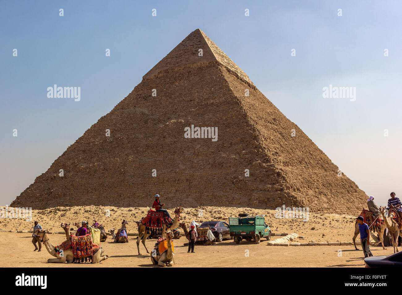 Egyptian pyramid gizeh hi-res stock photography and images - Alamy