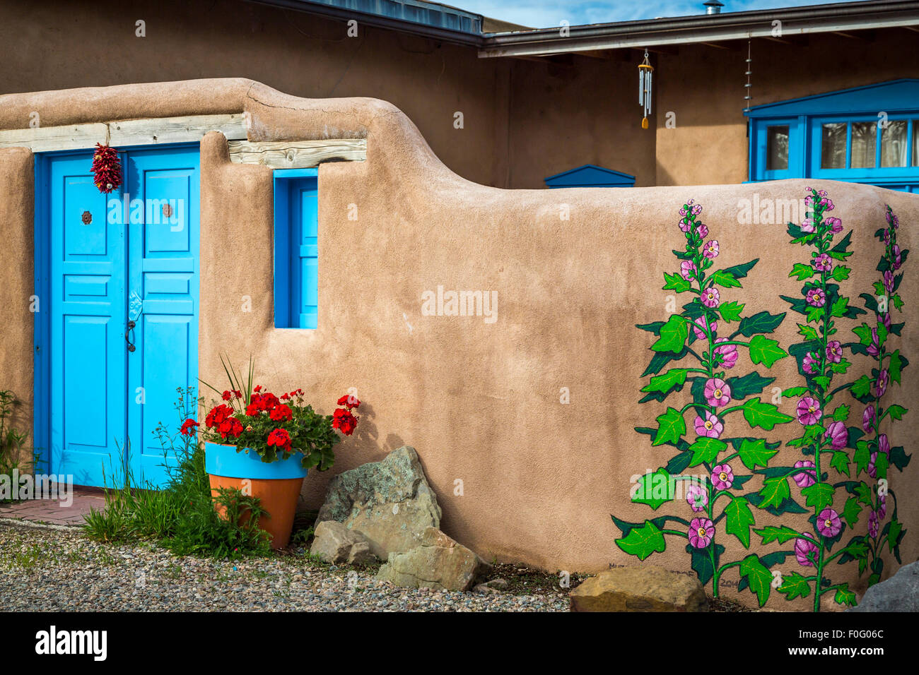 Rancho de adobe hi-res stock photography and images - Alamy