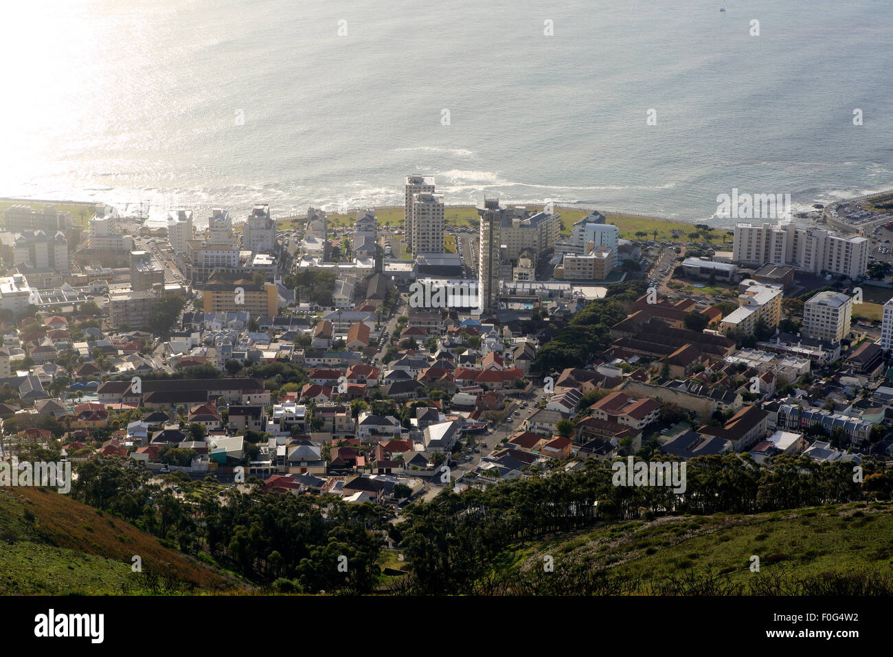 Three bay centre hi-res stock photography and images - Alamy