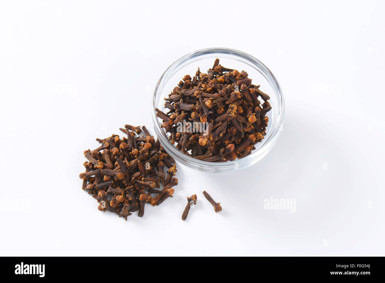 Studio shot of dried cloves Stock Photo - Alamy