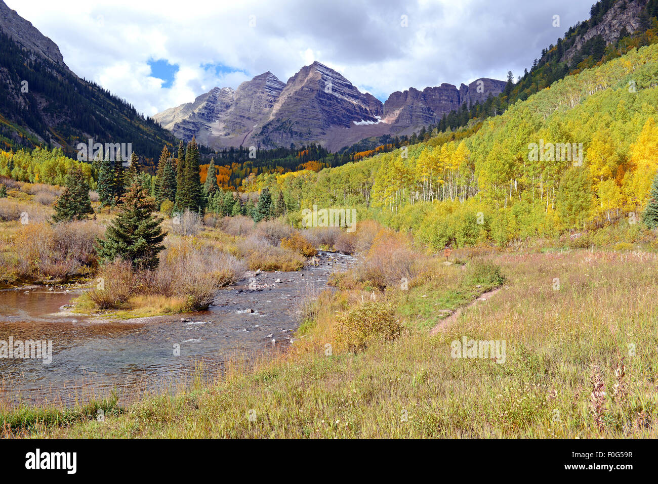 Colorado maroon bells fishing hi-res stock photography and images - Alamy