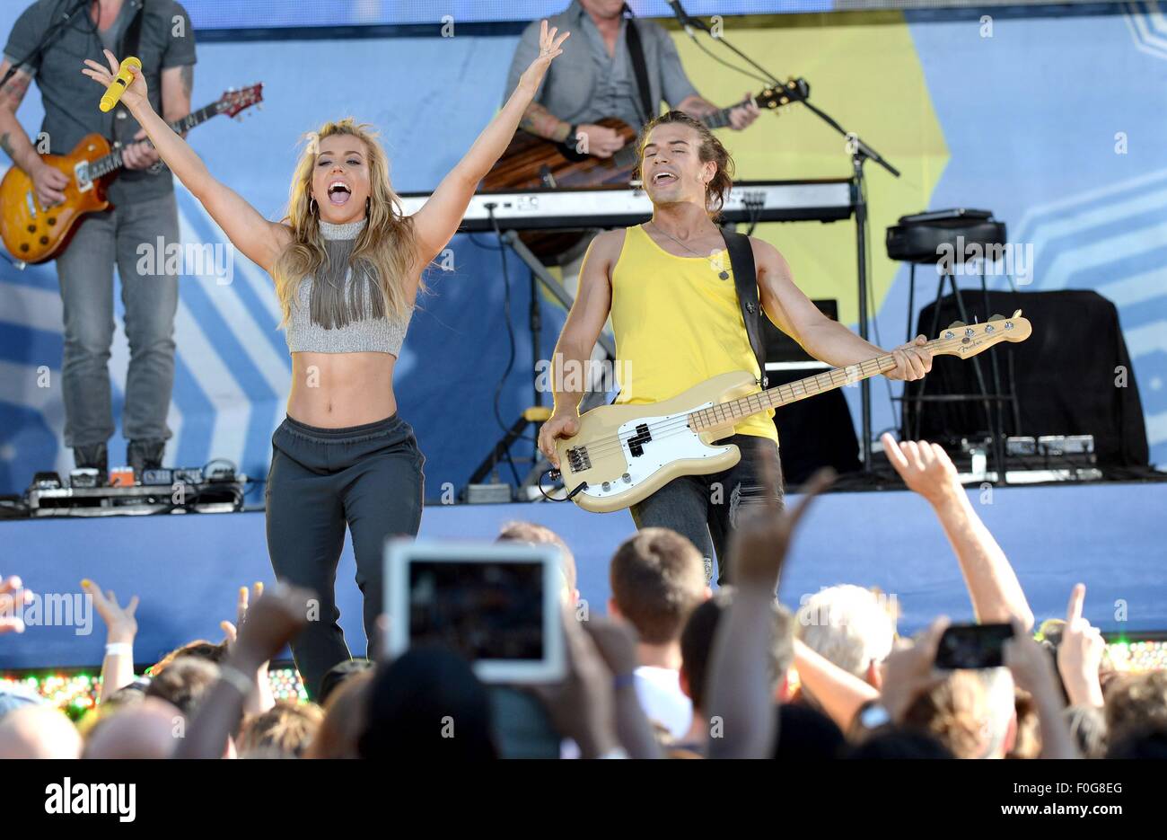 New York, NY, USA. 14th Aug, 2015. The Band Perry, Kimberly Perry, Neil ...