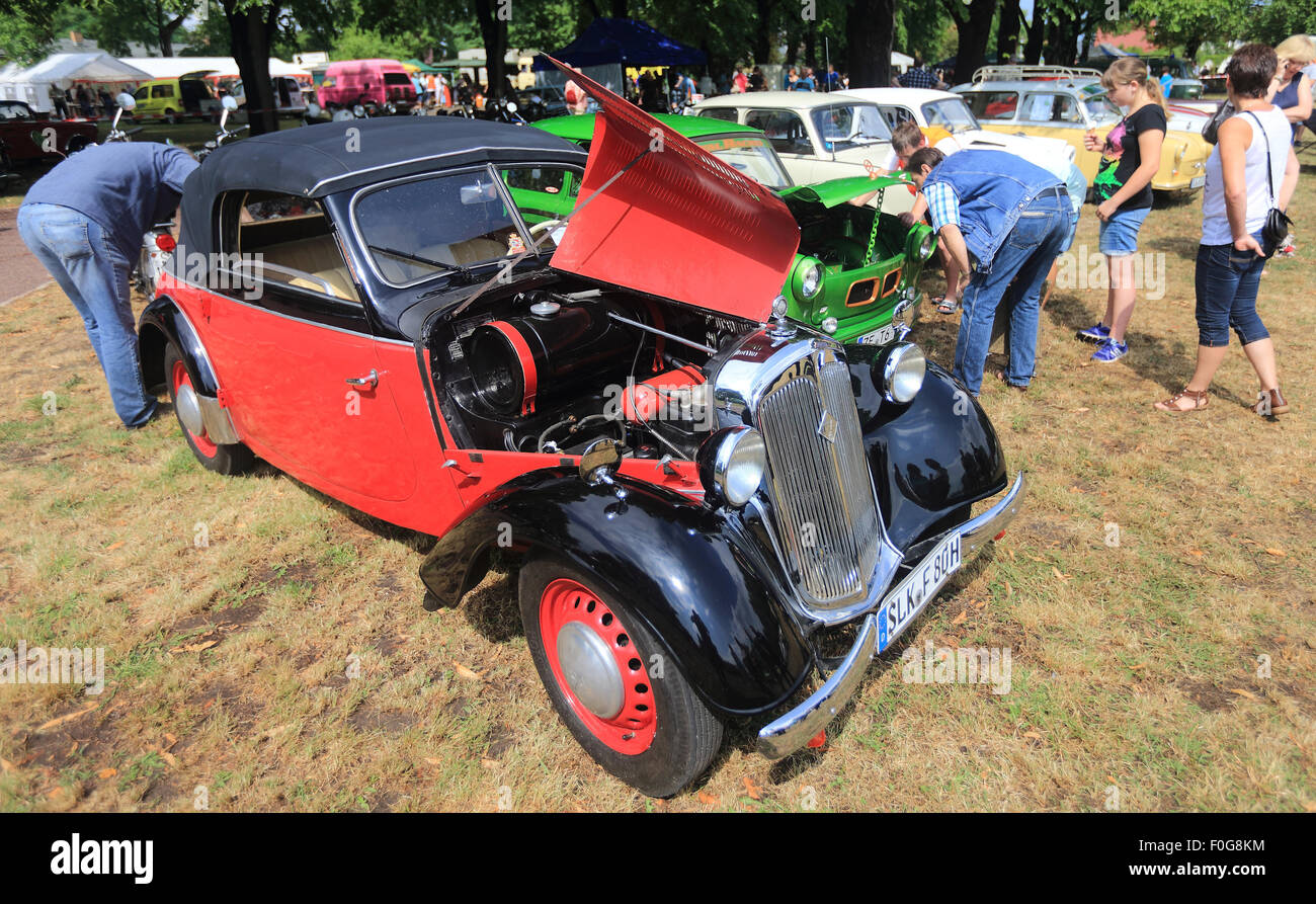 Biere, Germany. 15th Aug, 2015. An IFA F8 car is on display at the '7 ...