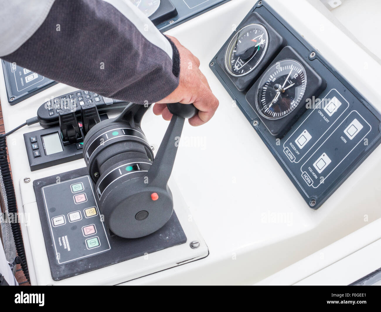 Ship dials hi-res stock photography and images - Alamy