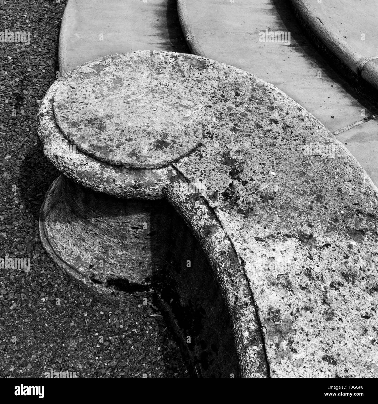 Semi circular steps hi-res stock photography and images - Alamy