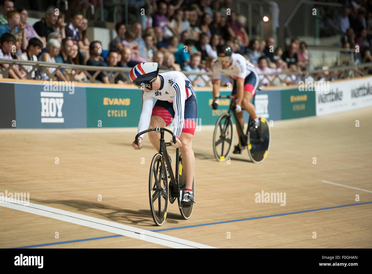 Lewis Oliva (front) watches Callum Skinner as they compete in the final ...
