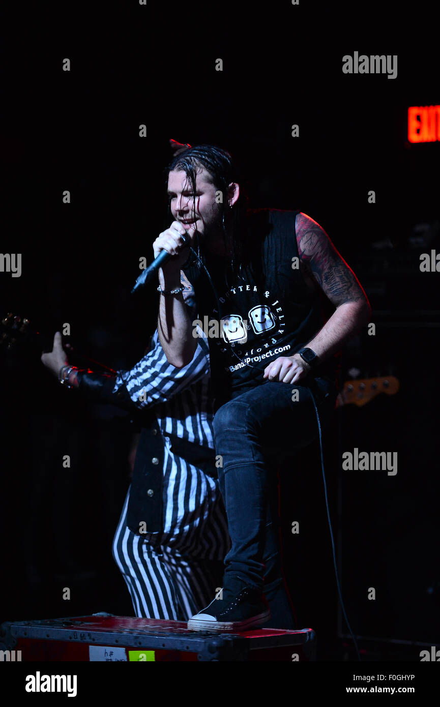 Saliva band hi-res stock photography and images - Alamy