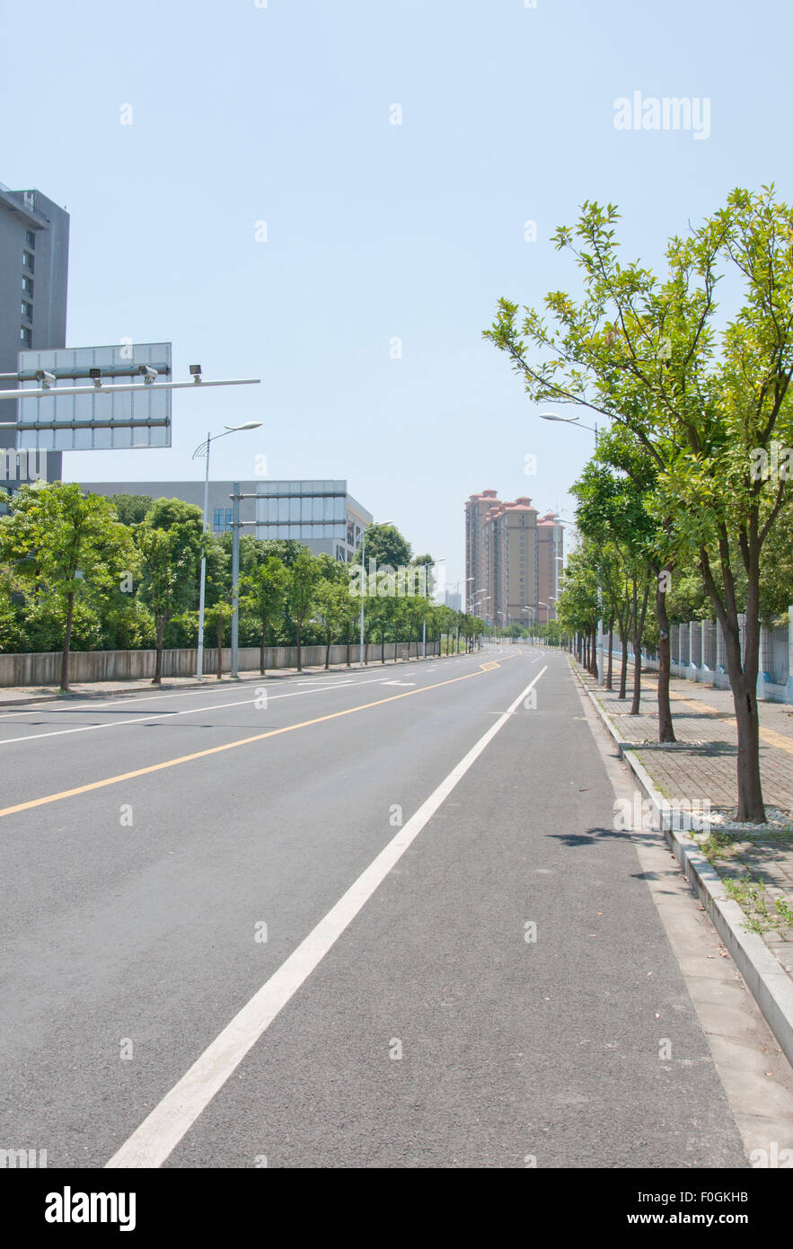 Road tree icon hi-res stock photography and images - Alamy