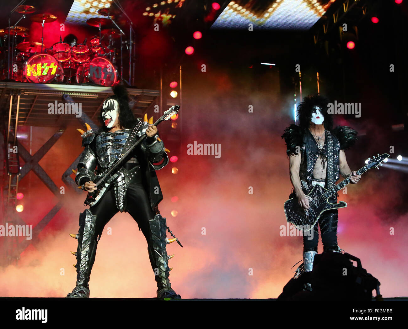 Download Day 3 - Kiss - Main Stage performance Featuring: Gene Simmons ...