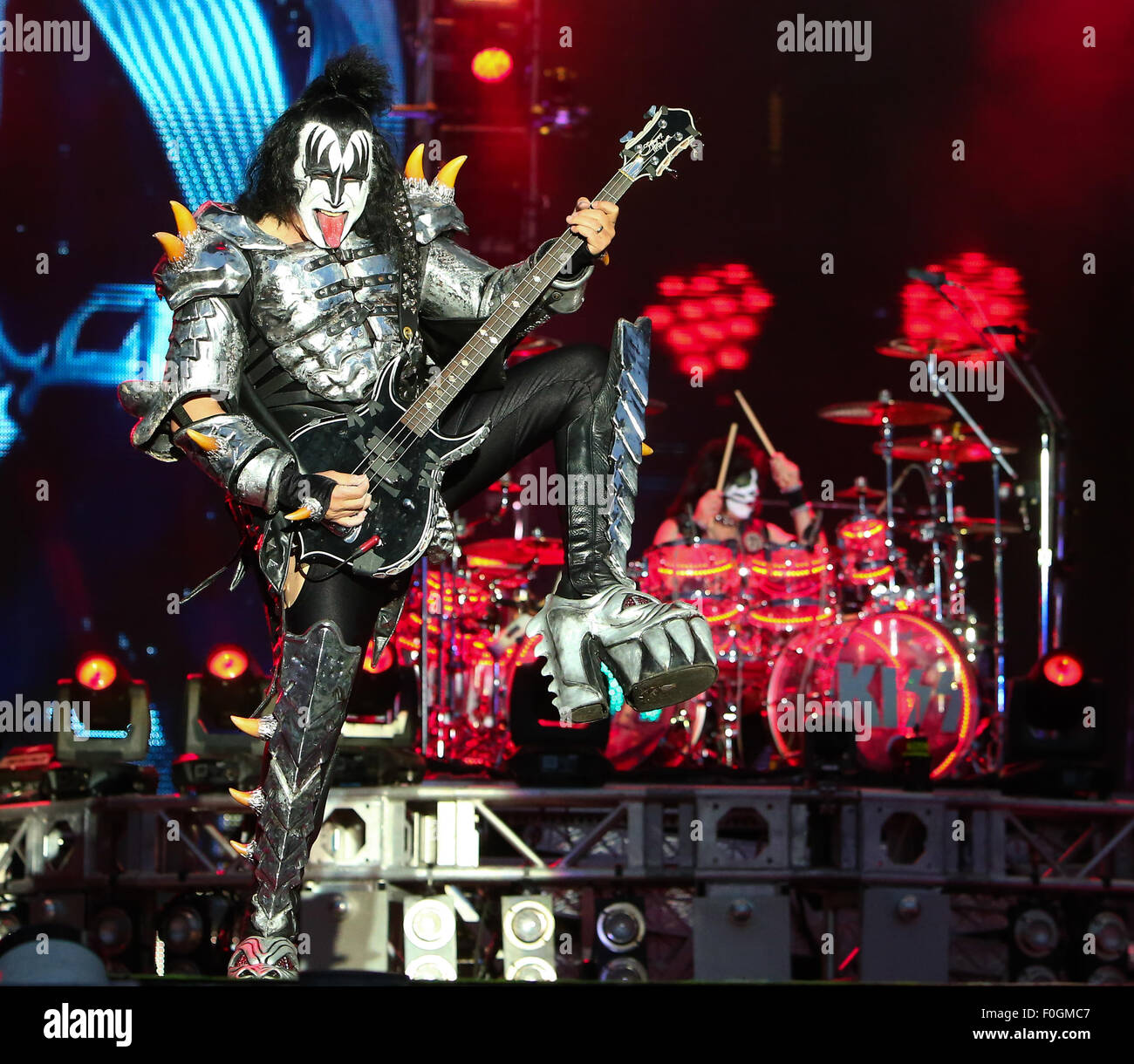 Download Day 3 - Kiss - Main Stage performance Featuring: Gene Simmons ...