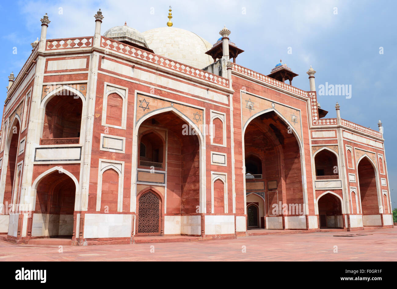 Entrance dome humayuns tomb hi-res stock photography and images - Alamy