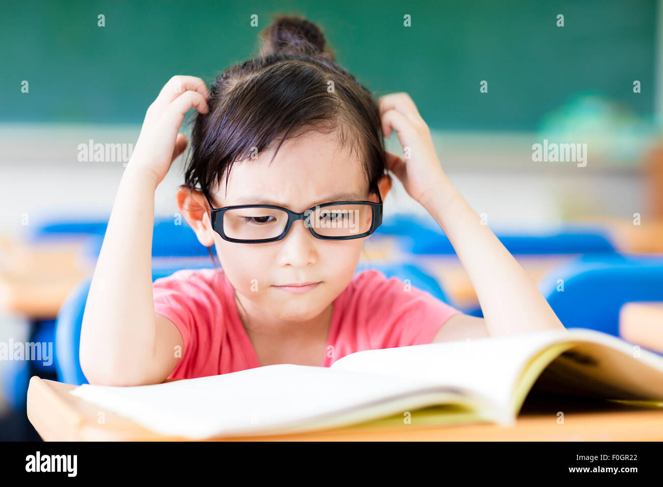 Child studying struggle hi-res stock photography and images - Alamy