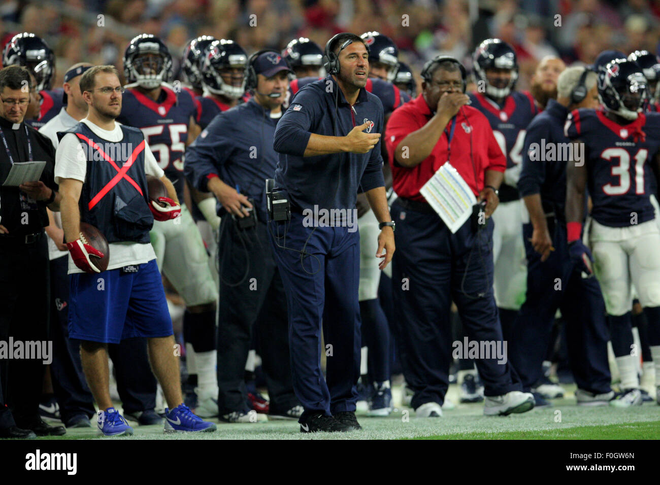 Sideline signals hi-res stock photography and images - Alamy
