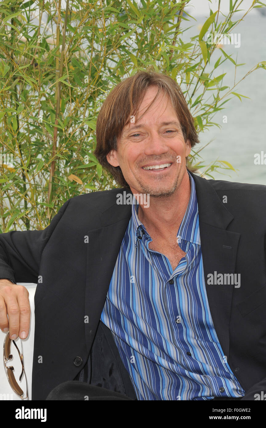 CANNES, FRANCE - MAY 13, 2011: Kevin Sorbo on the beach in Cannes to ...