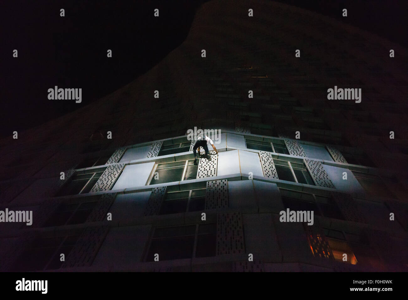 Alain Robert High Resolution Stock Photography and Images - Alamy