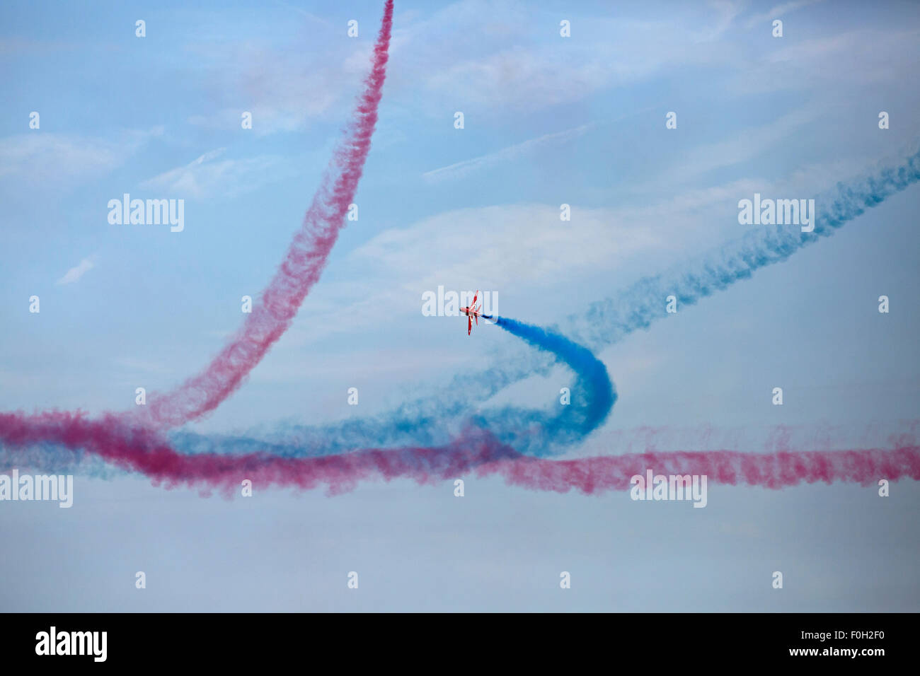Eastbourne, UK. 15th August, 2015. The red arrows cross during a ...