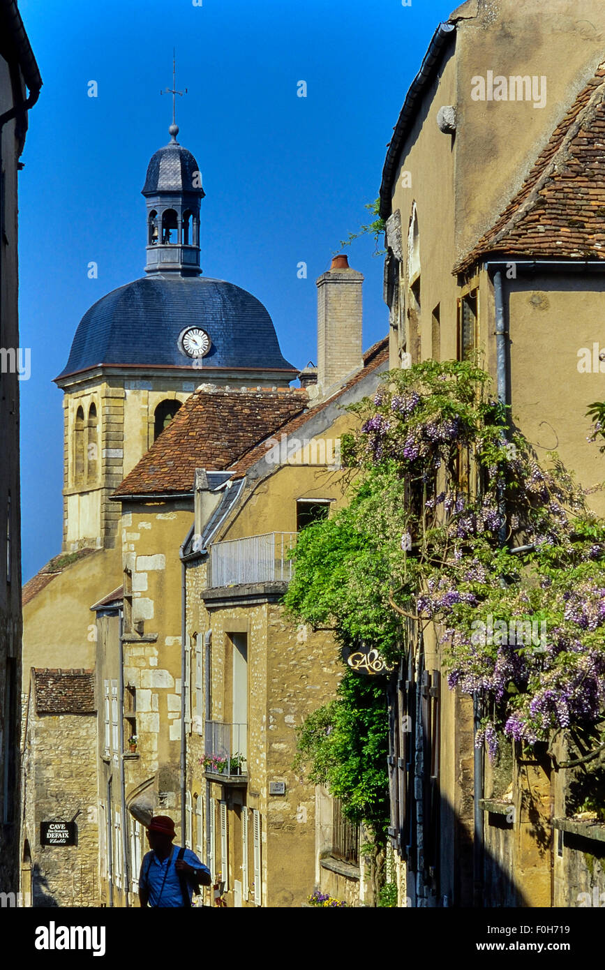 Vezelay basilica hi-res stock photography and images - Alamy