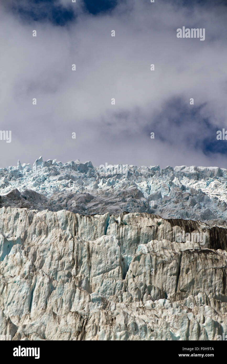 Glacier ice layers hi-res stock photography and images - Alamy