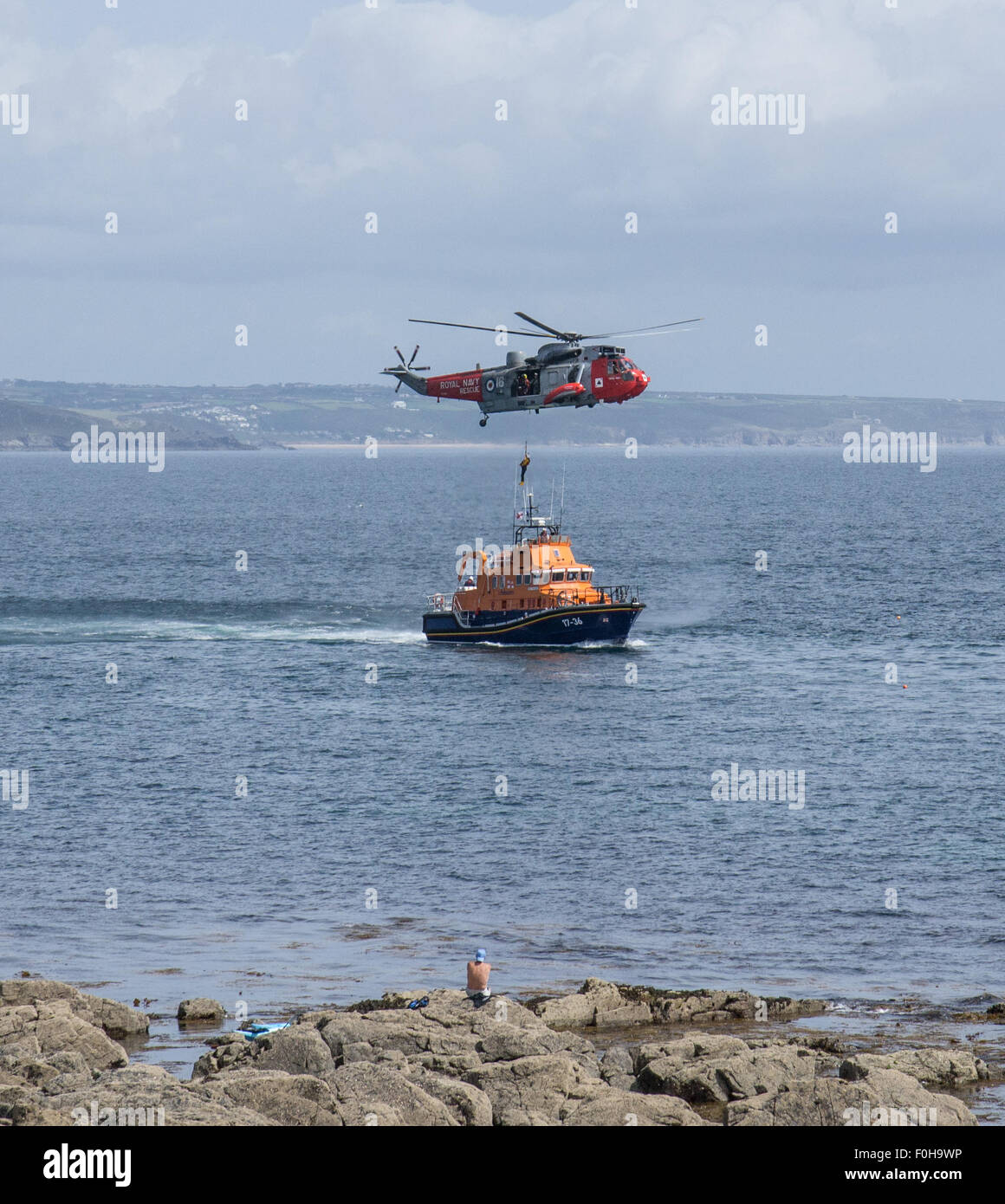 Rnli mousehole hi-res stock photography and images - Alamy