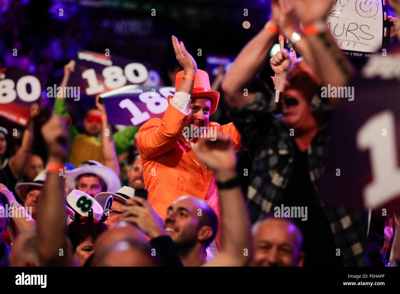 16.08.2015 HBF Stadium Perth, Australia. TabTouch Perth Darts Masters ...