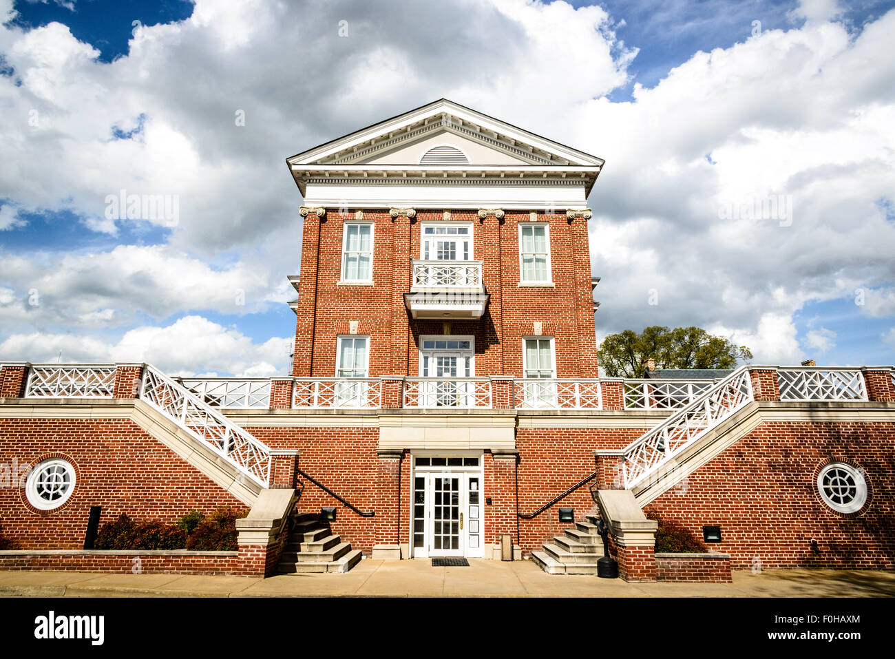 Louisa County Courthouse, Main Street, Louisa, Virginia Stock Photo - Alamy