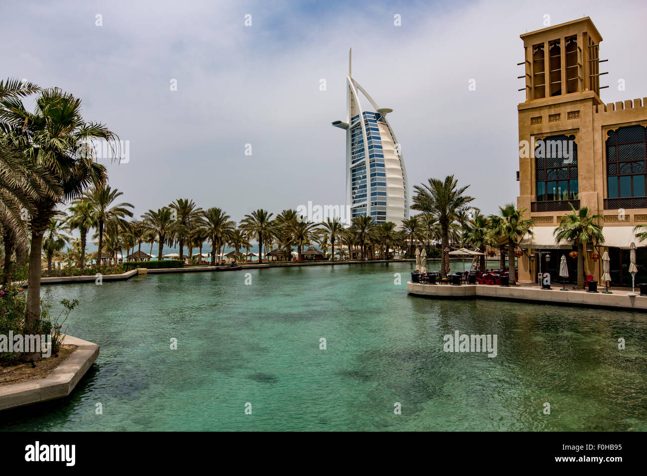 Madinat jumeirah arabian resort hi-res stock photography and images - Alamy