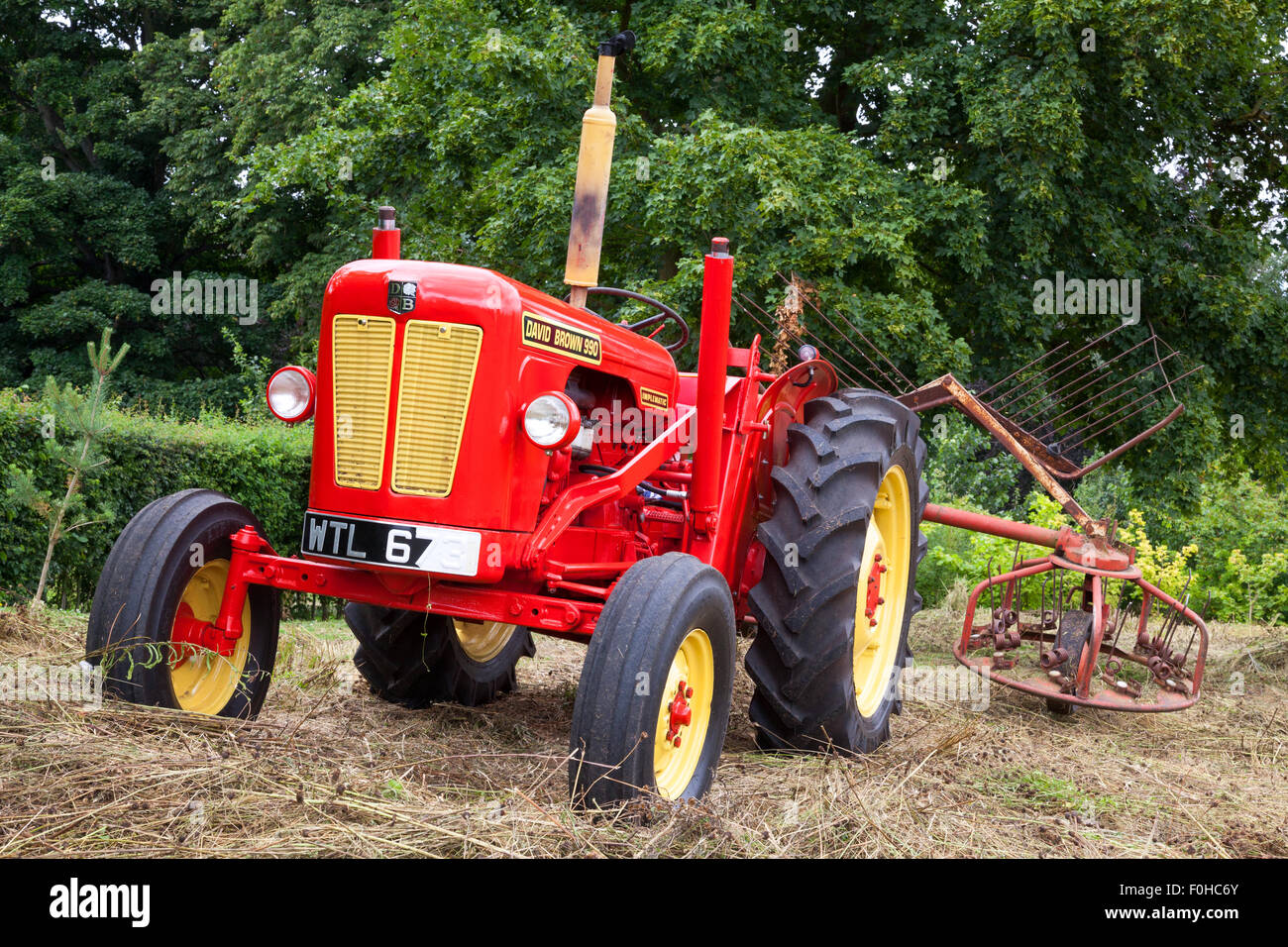 Massey ferguson tractor 1960s hi-res stock photography and images - Alamy