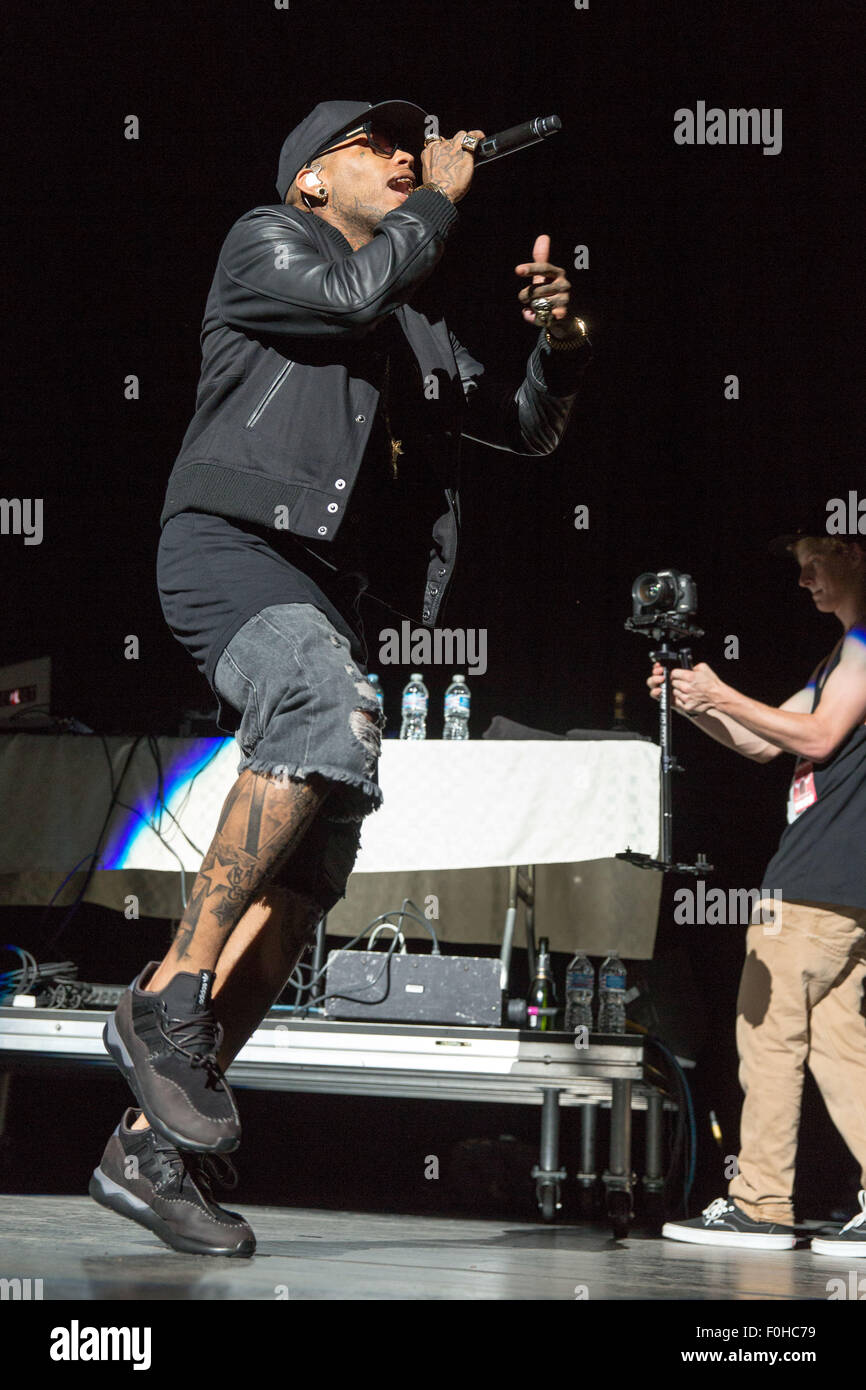 Tinley Park, Illinois, USA. 14th Aug, 2015. Rapper KID INK performs ...