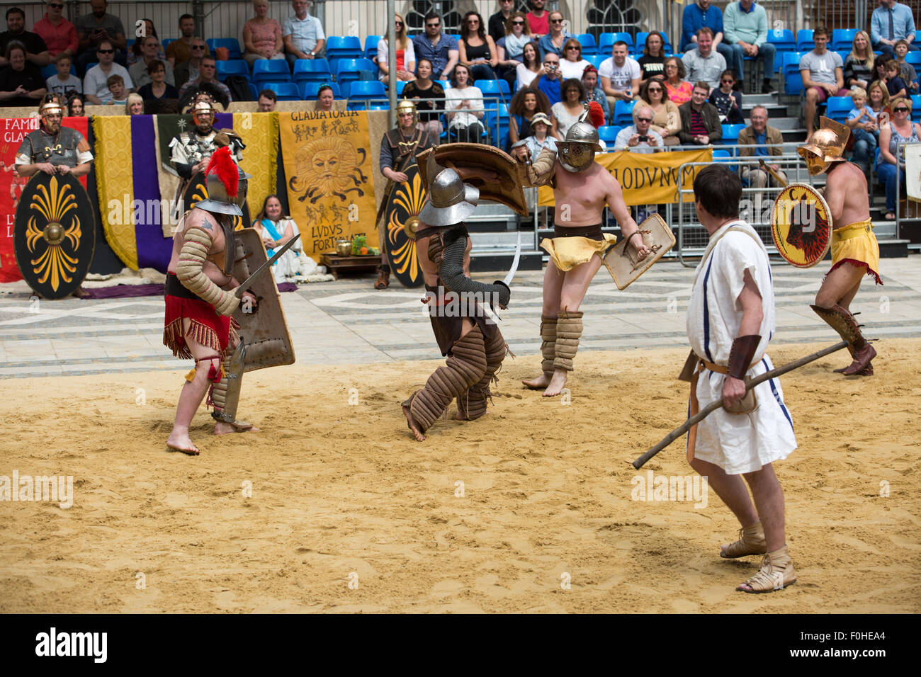 Roman gladiators hi-res stock photography and images - Alamy