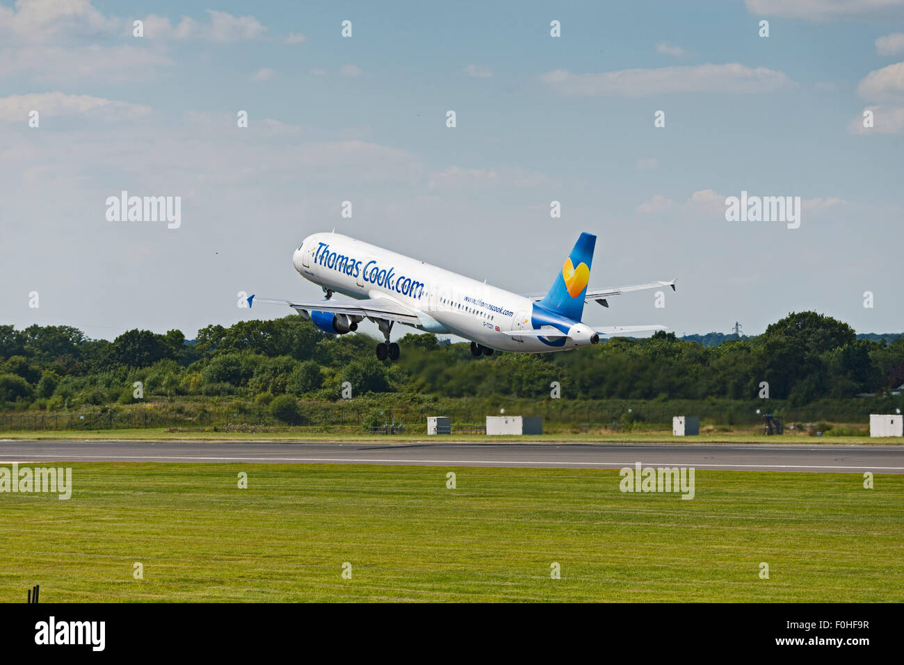 A321 200 thomas cook hi-res stock photography and images - Alamy