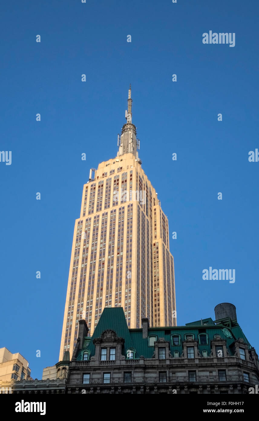 Empire state building midtown manhattan hi-res stock photography and ...