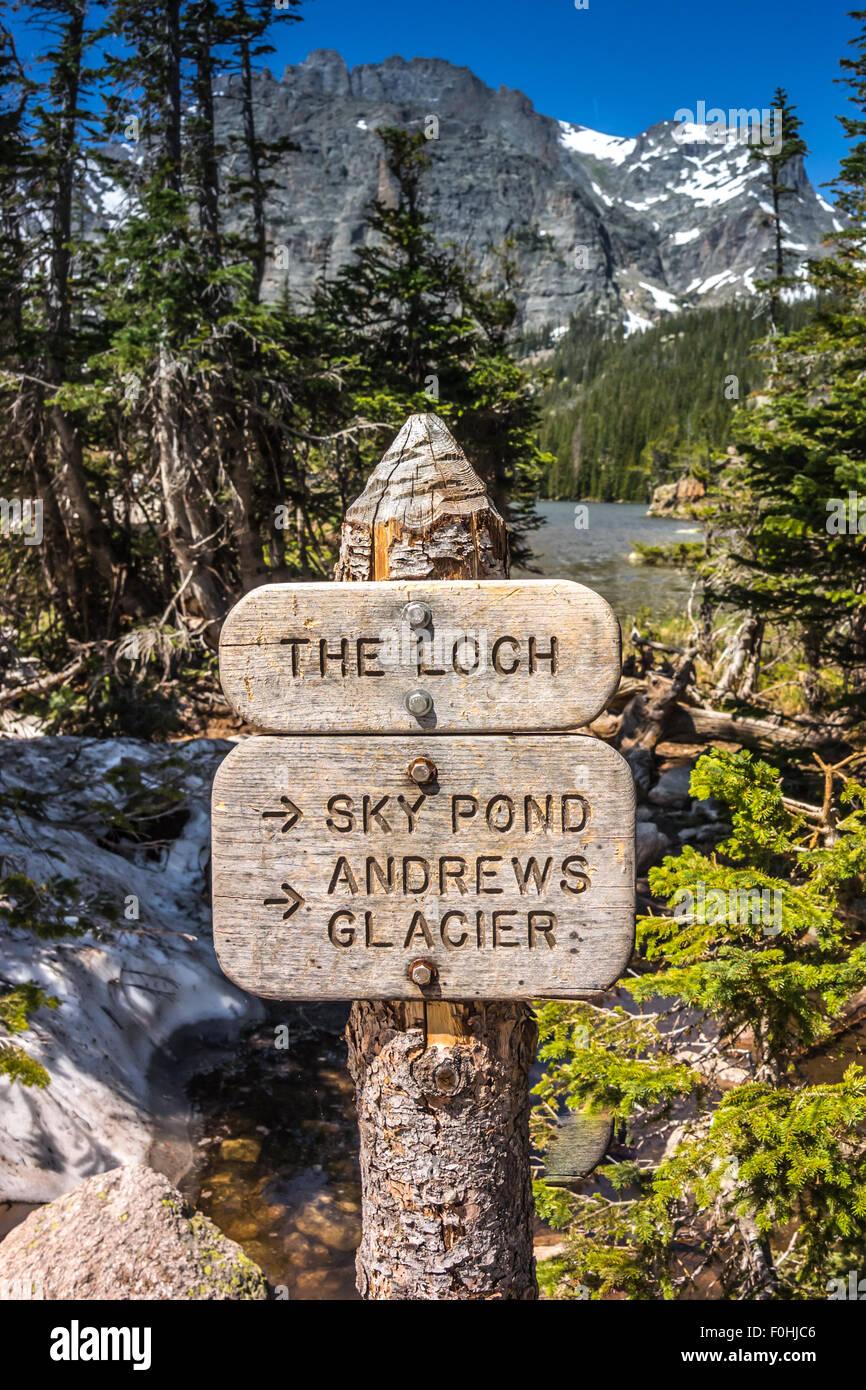 Rocky mountain national park trail sign hi-res stock photography and ...