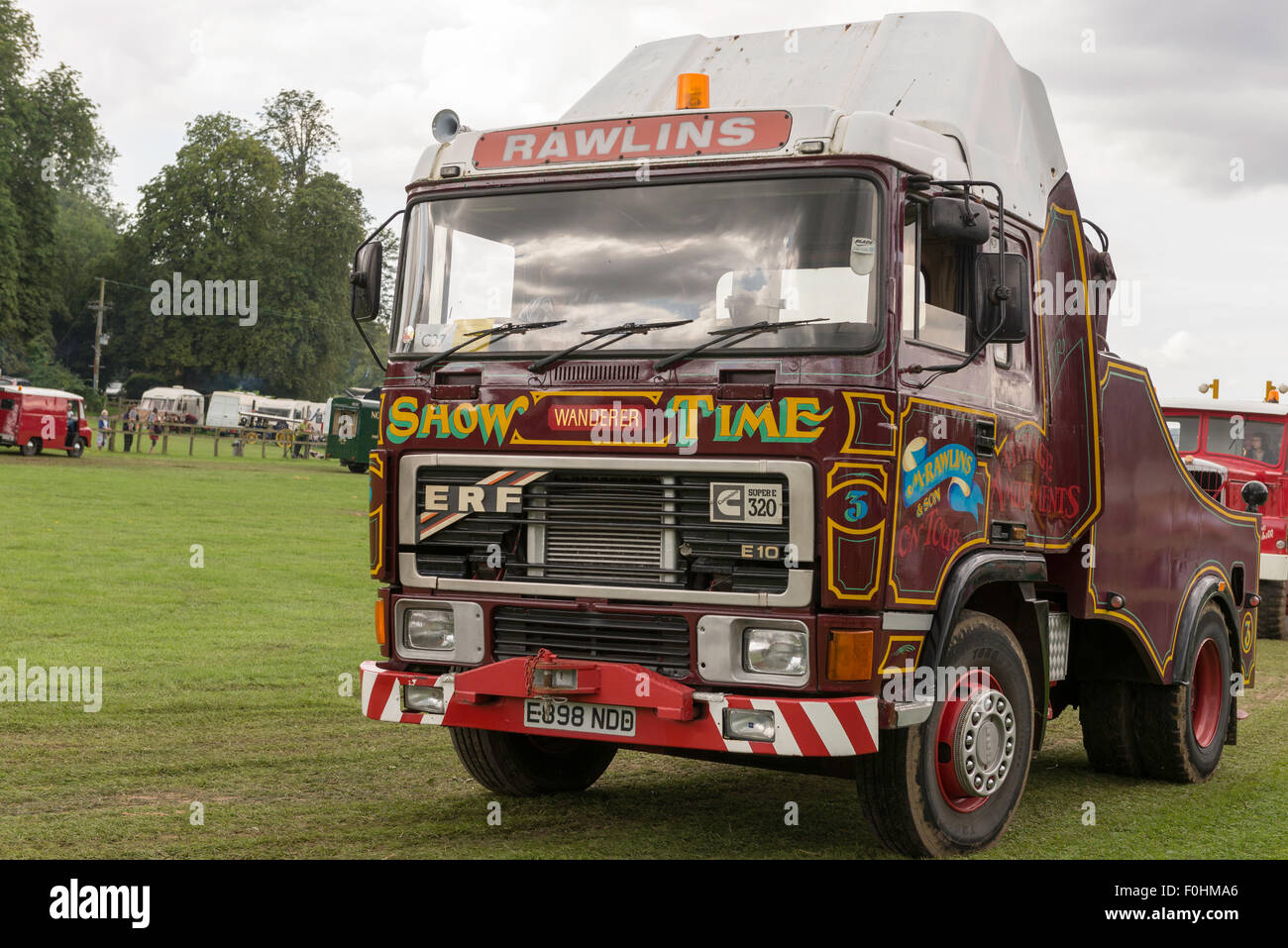 Showmans hi-res stock photography and images - Alamy