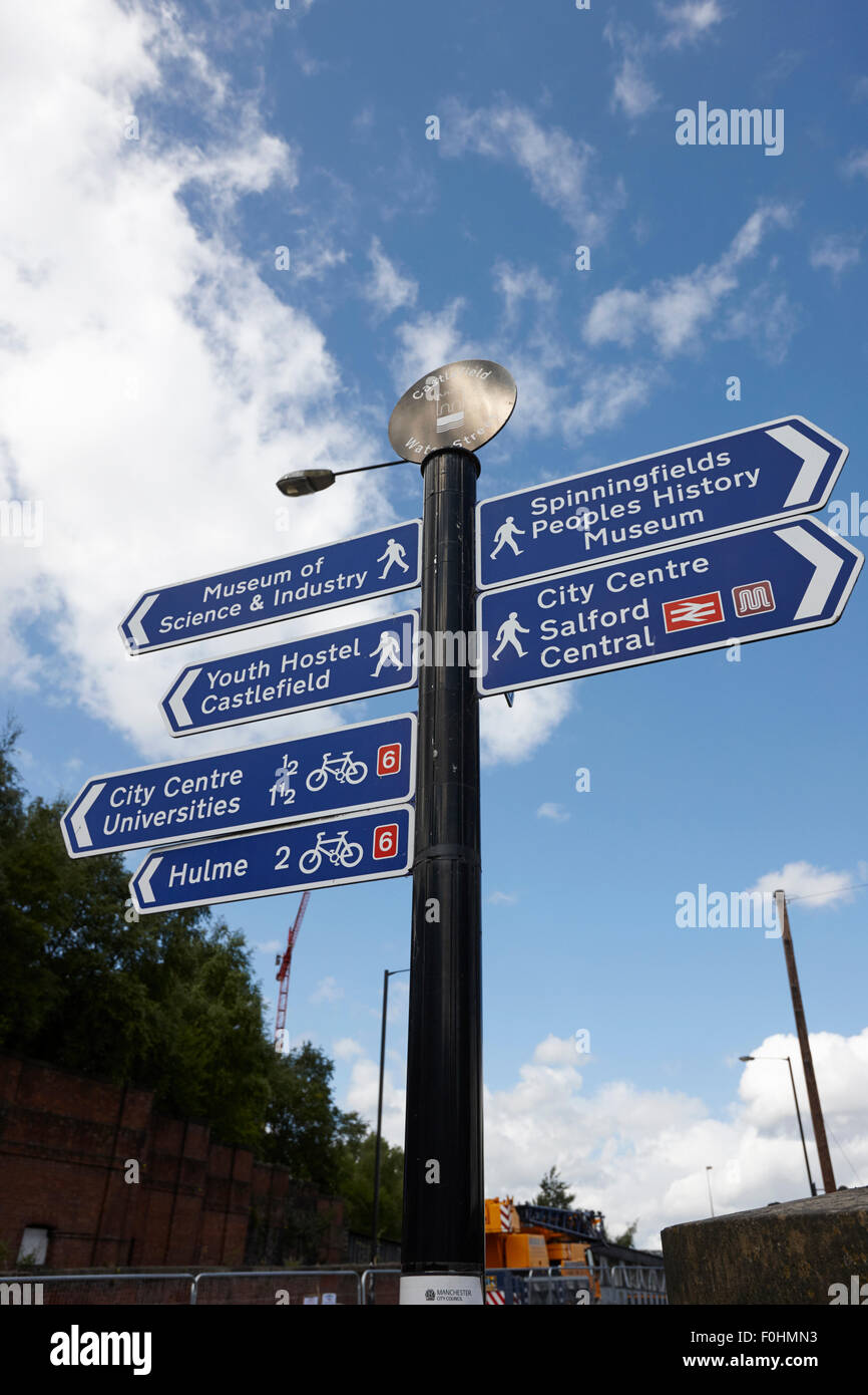 Walking distances sign hi-res stock photography and images - Alamy