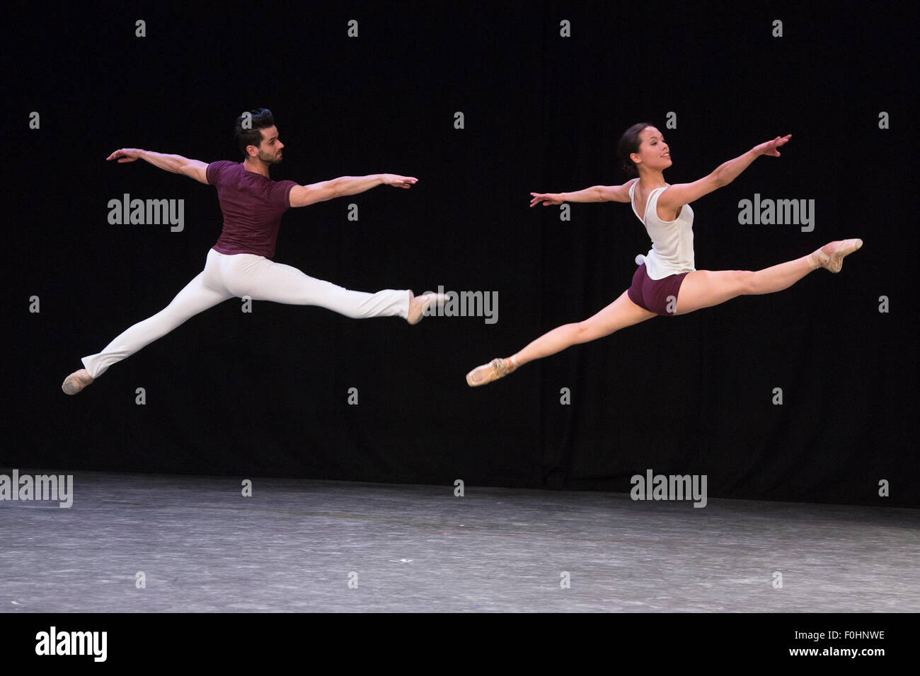 New Alexandra Theatre High Resolution Stock Photography and Images - Alamy