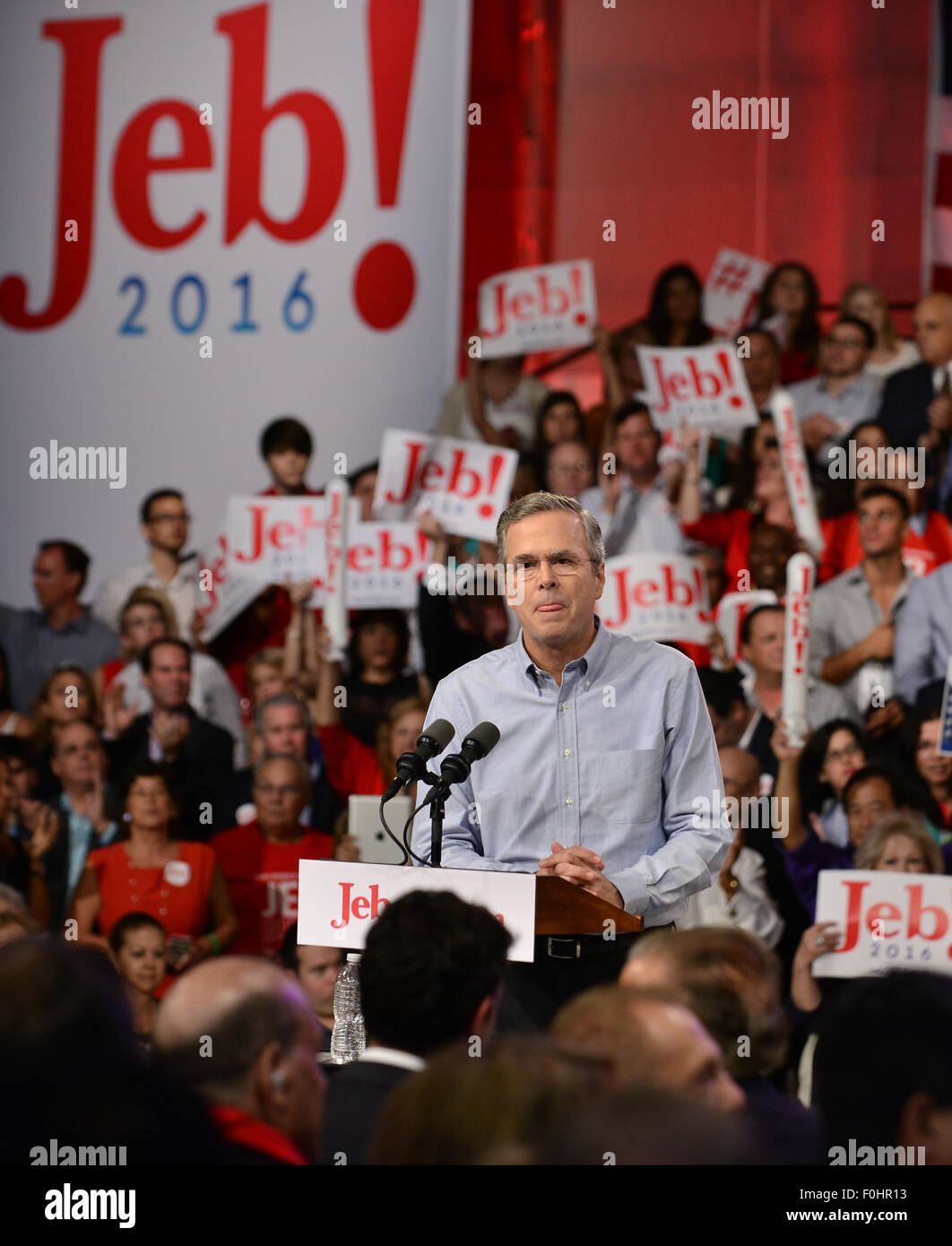 Former Florida Governor Jeb Bush on stage to announce his candidacy for ...