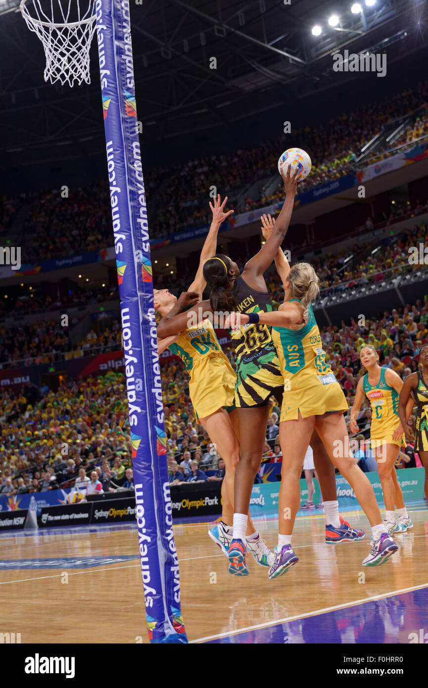 2011 world netball championships hi-res stock photography and images ...
