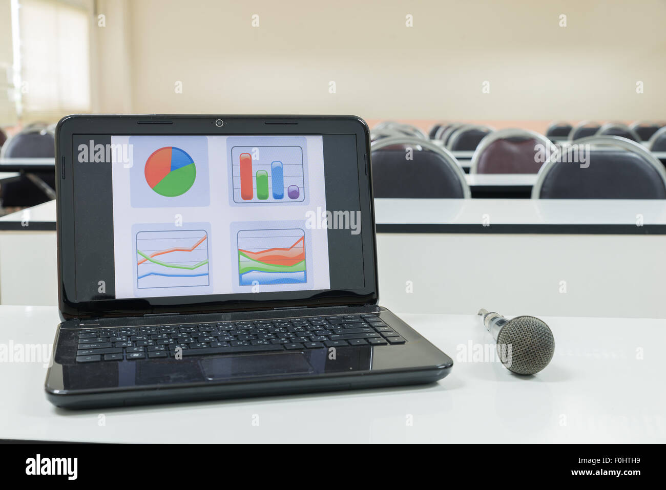 Teacher laptop presentation classroom hi-res stock photography and ...