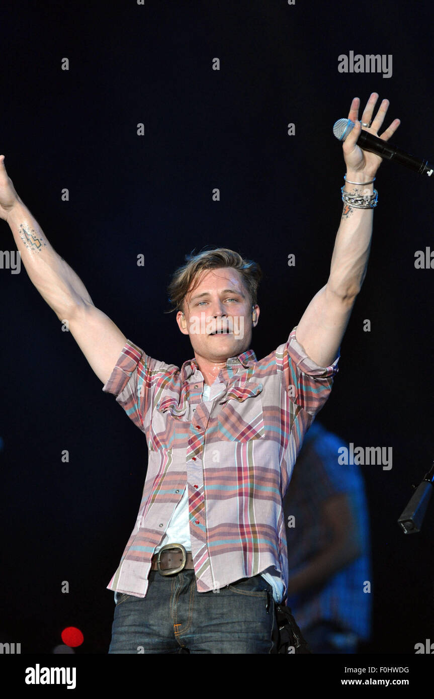 Raleigh, North Carolina, USA. 13th Aug, 2015. Country singer FRANKIE ...