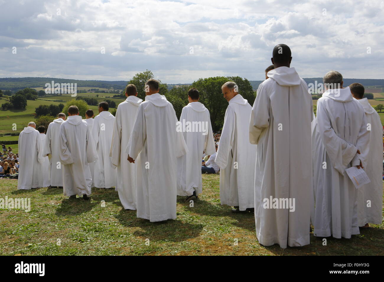 Burgundy, France. 16th Aug, 2015. The Brothers of Taizé arrive at the ...