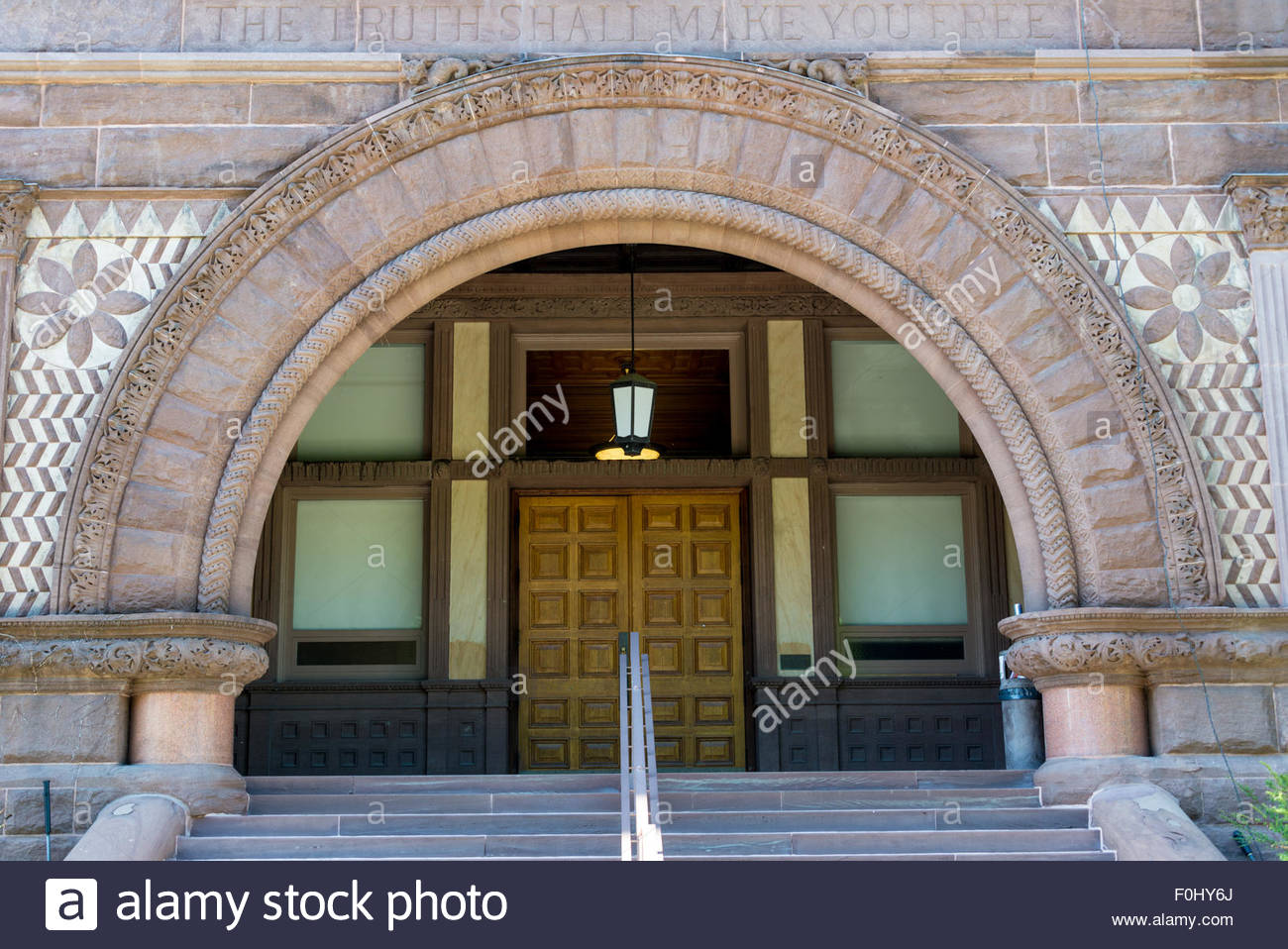 Semi Circular Arch Stock Photos & Semi Circular Arch Stock Images - Alamy
