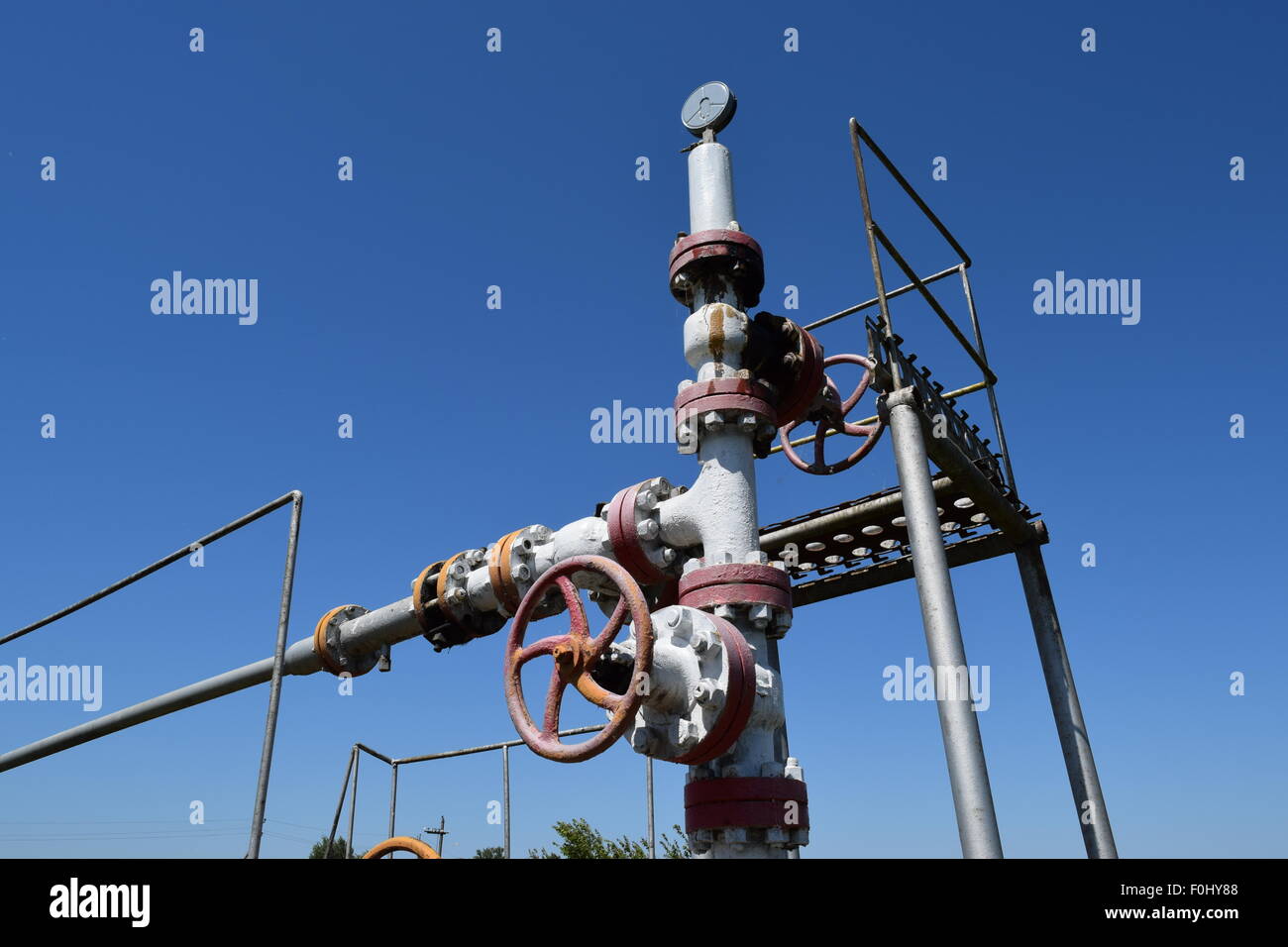 Oil well. The equipment and technologies on oil fields Stock Photo - Alamy