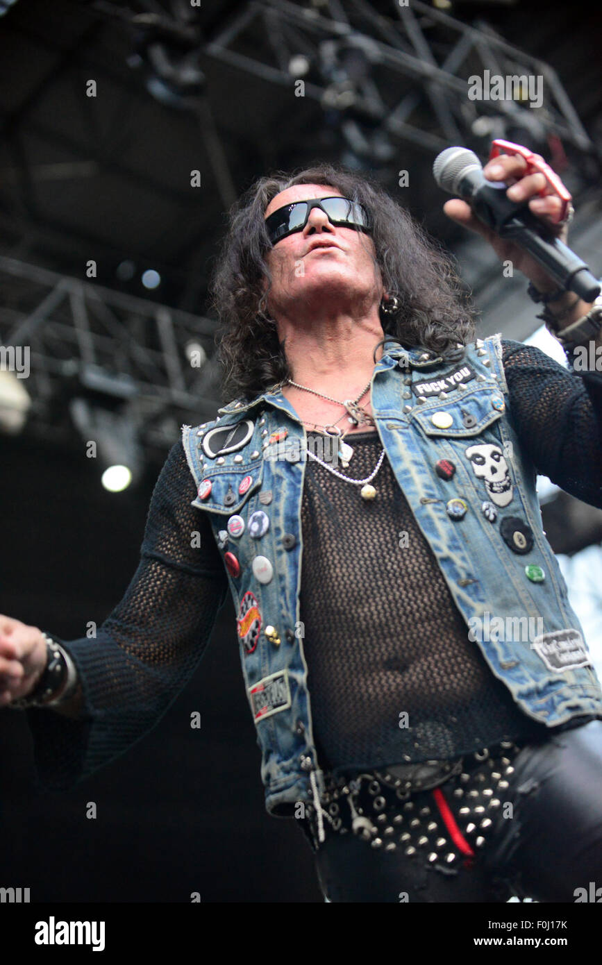 Irvine, CA, USA. 16th Aug, 2015. Musician - STEPHEN PEARCY former ...
