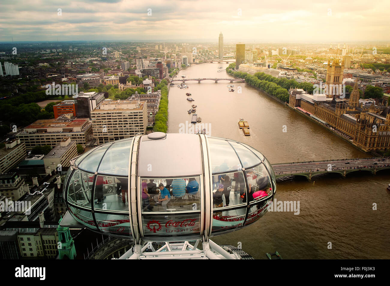 LONDON - MAY 22: View at Detail of London Eye's cabins from London Eye ...