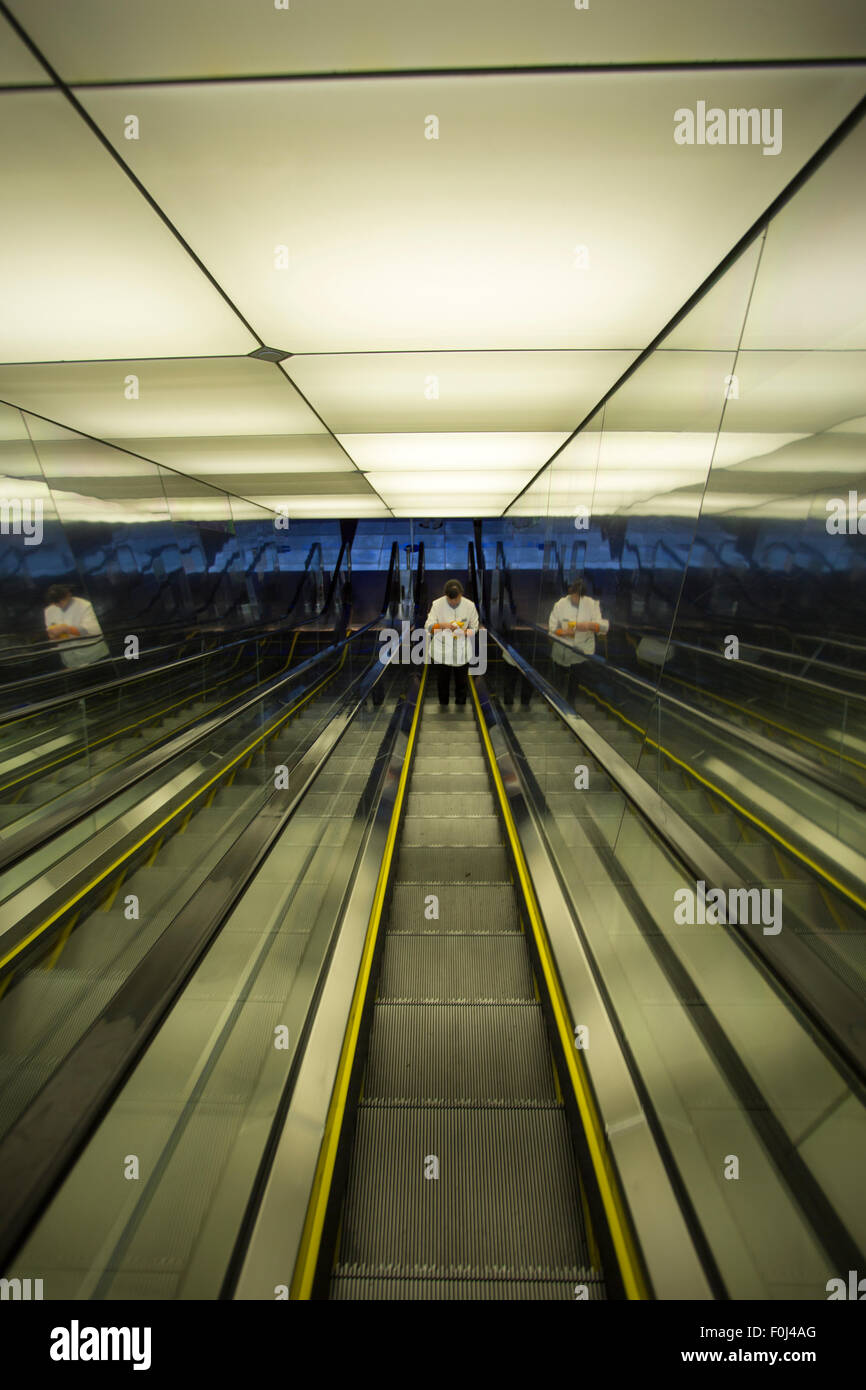 Shanghai tower elevator hi-res stock photography and images - Alamy