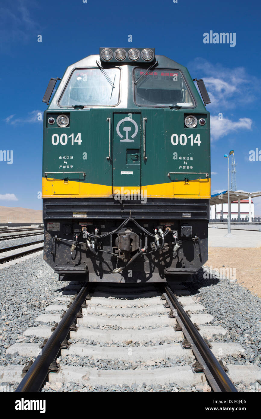 Lhasa train hi-res stock photography and images - Alamy