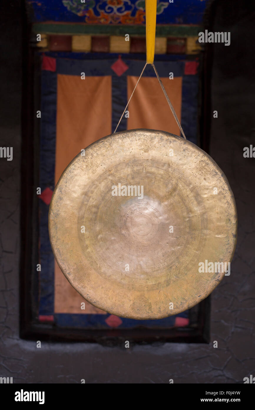 A big gong in a temple at the Historic home of the Dalai Lama, Lhasa ...