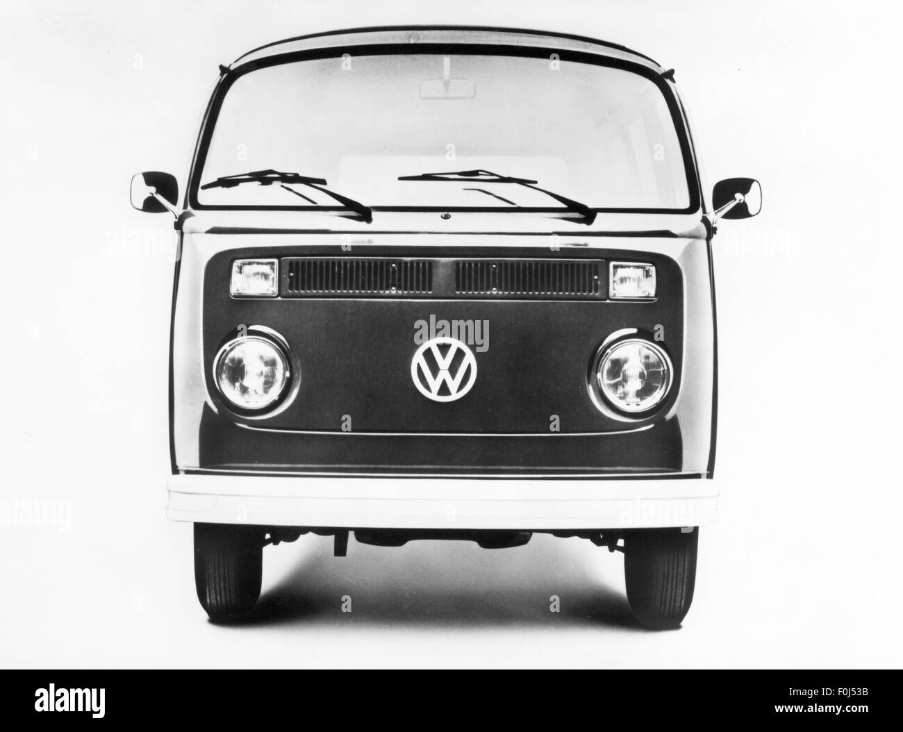 1970s Volkswagen Bus Stock Photos & 1970s Volkswagen Bus Stock Images ...