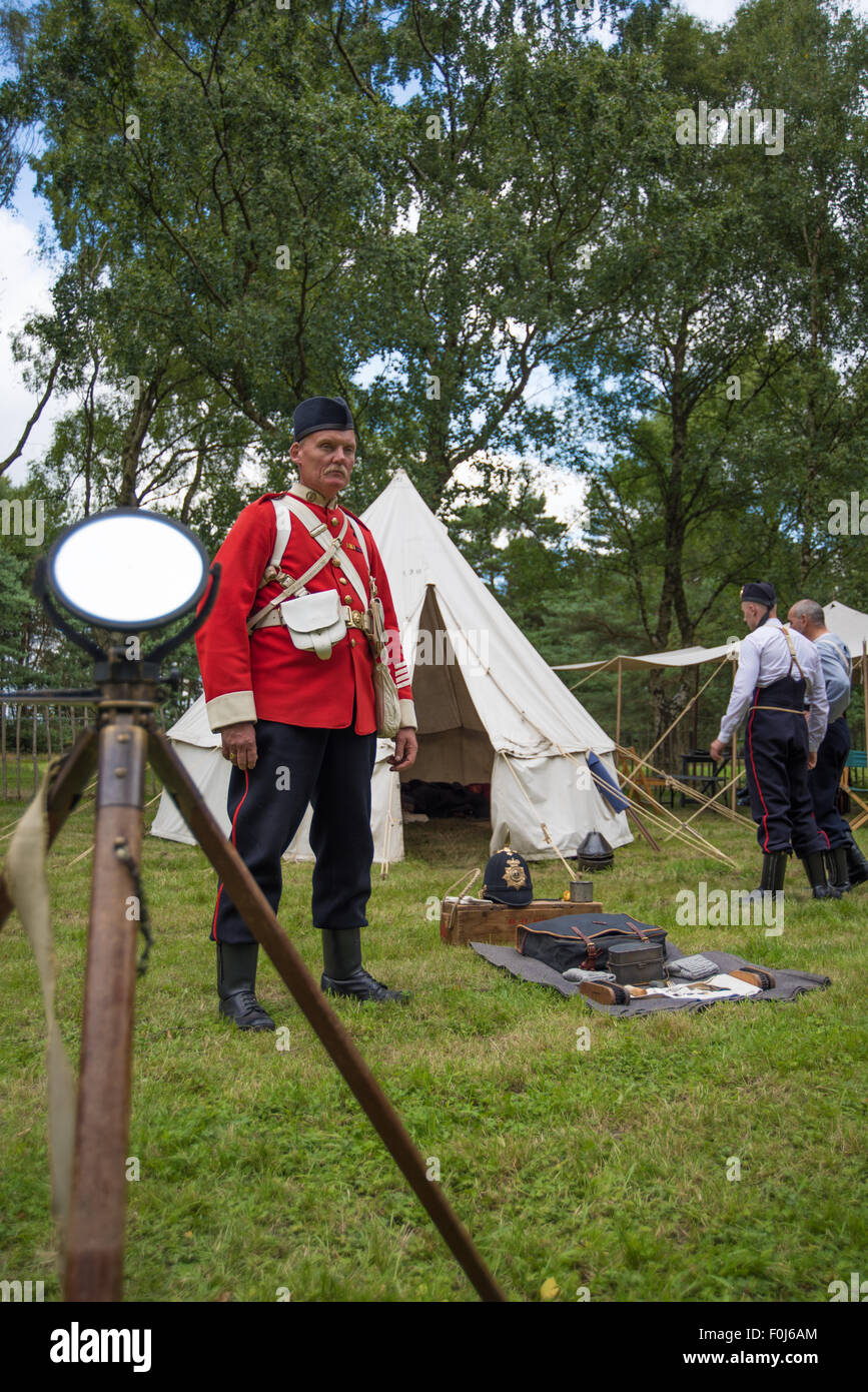 1715 Queens regiment English Soldiers from the Jacobite era putting on ...